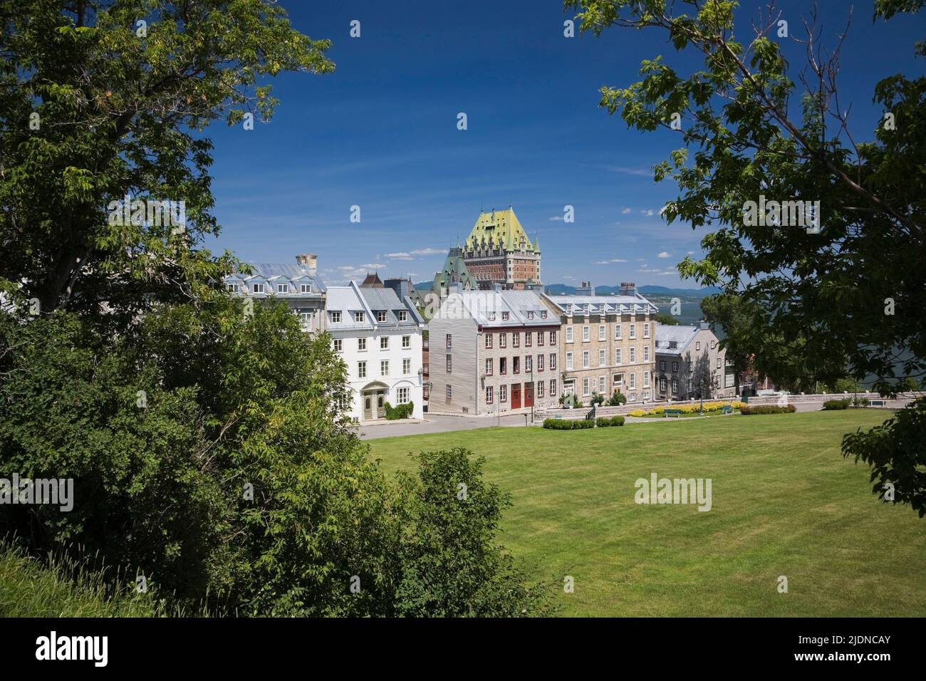 View of old buildings along Avenue Saint-Denis and Chateau Frontenac ...