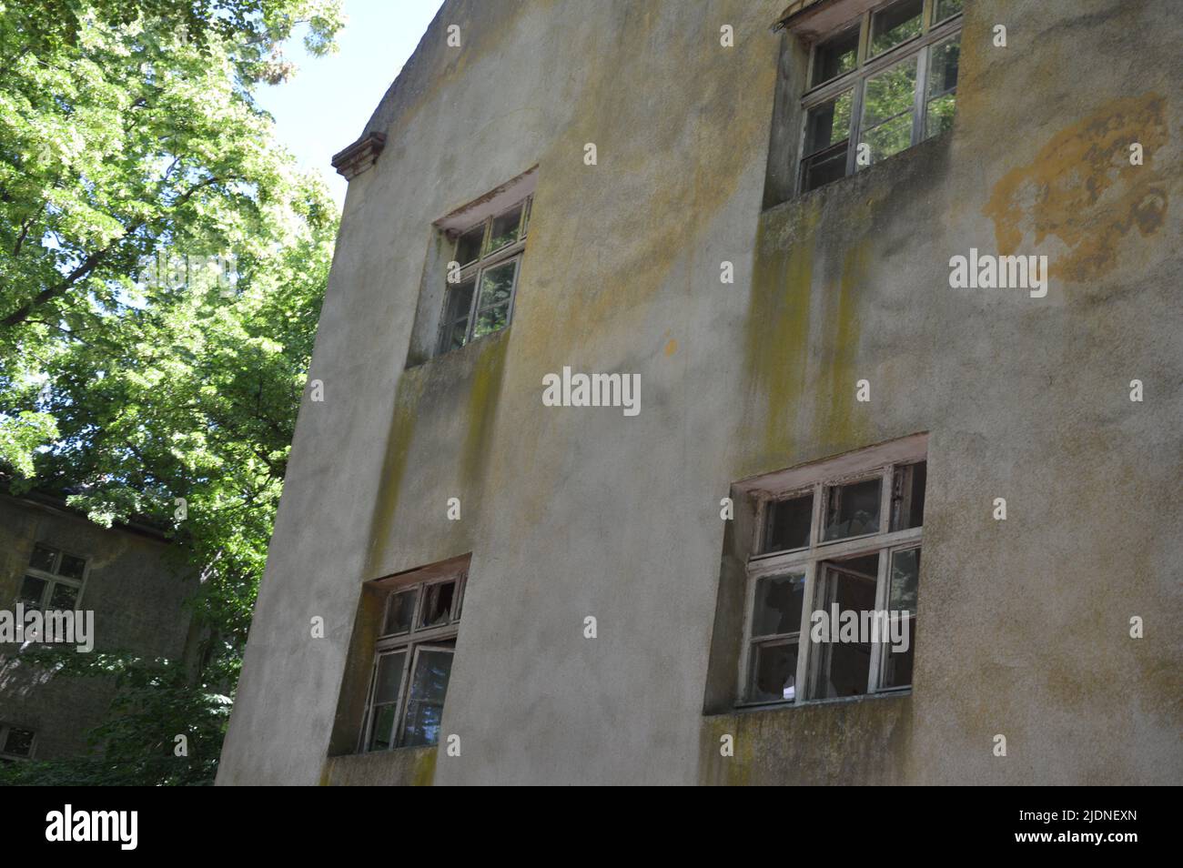 Sovjet barracks hi-res stock photography and images - Alamy