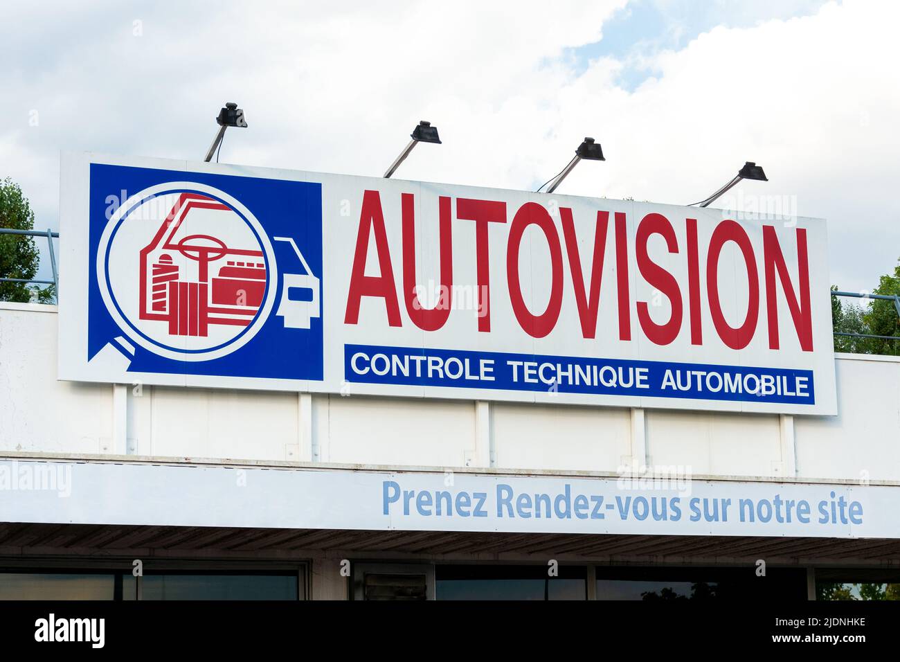 Autovision hi-res stock photography and images - Alamy