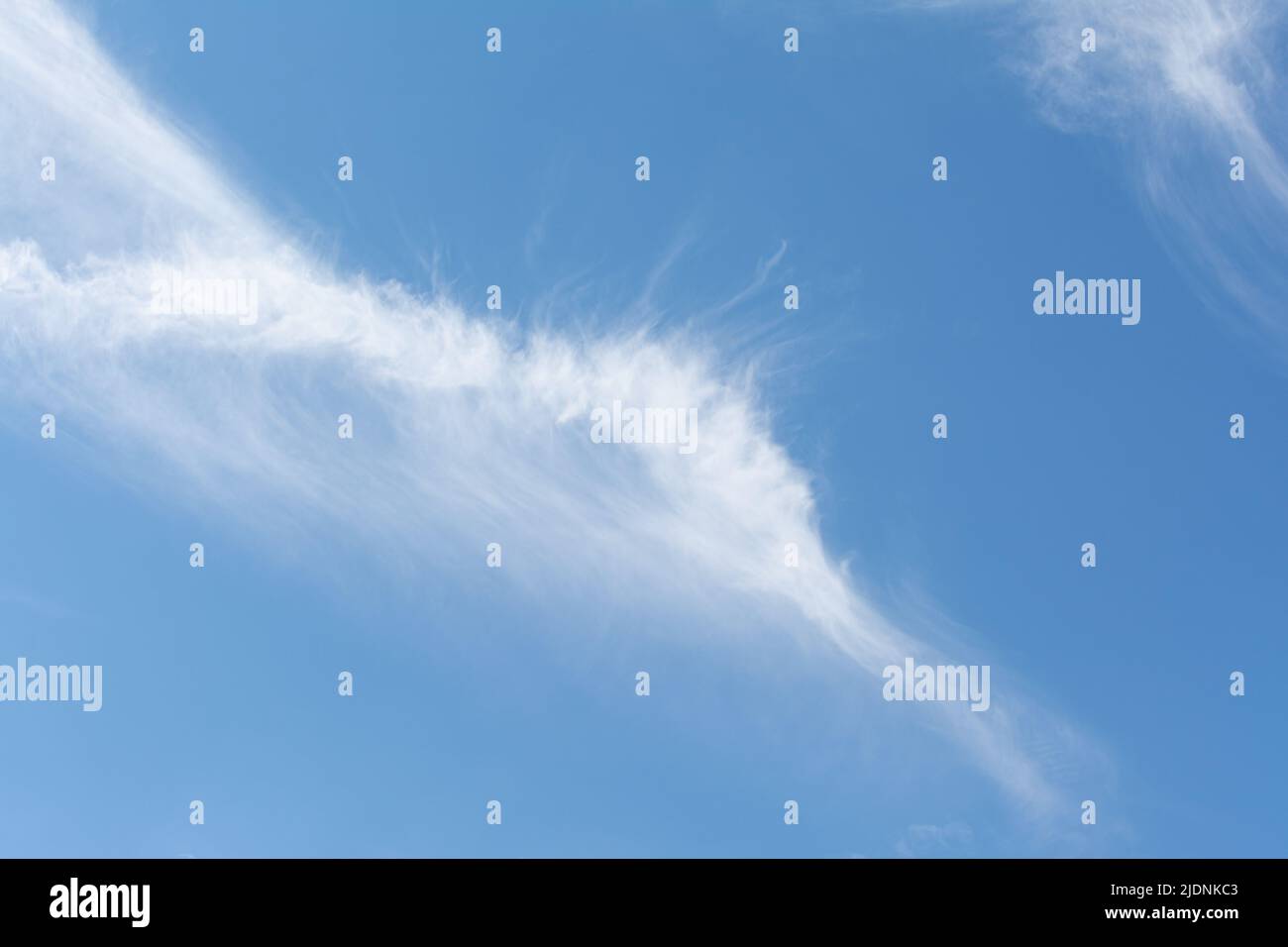 Sky. Cirrus, filament-shaped clouds Stock Photo - Alamy