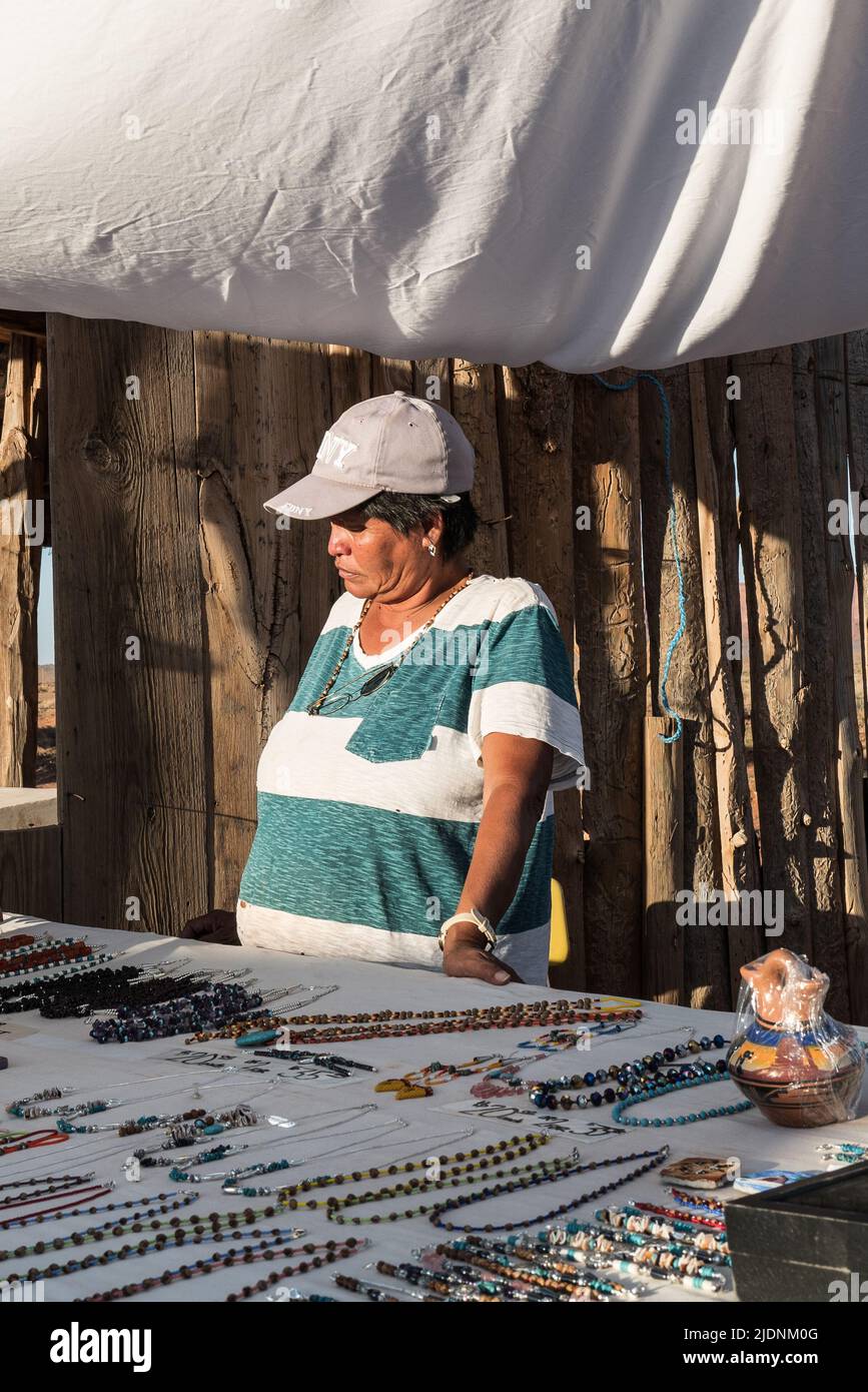 Navajo woman selling jewellery at an Indian Trading Post in the Navajo ...
