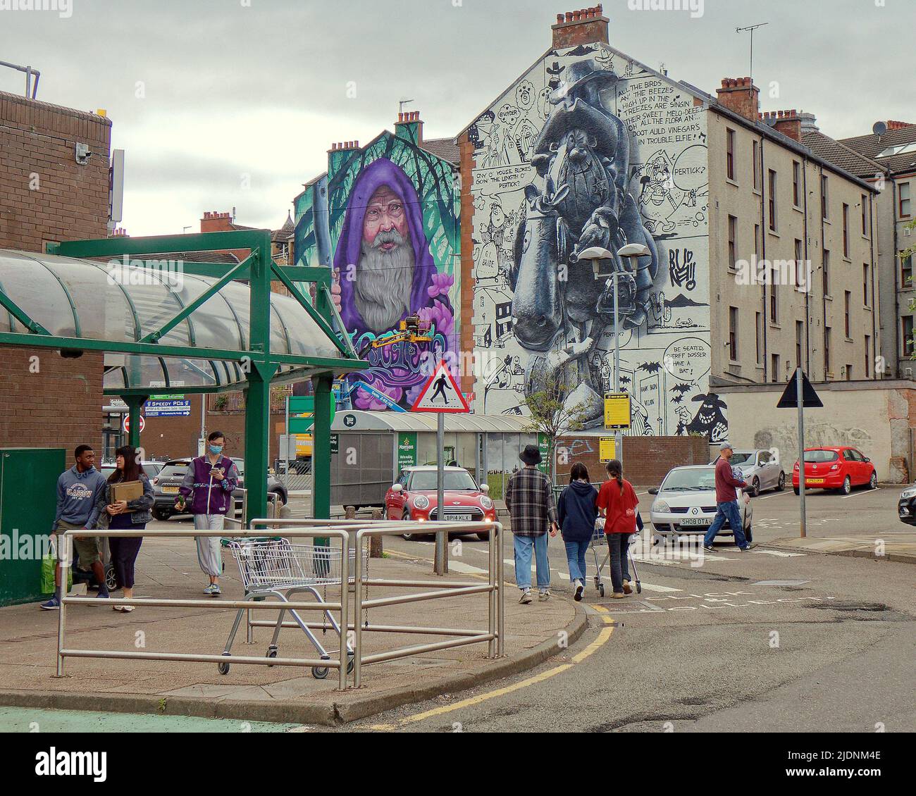 Glasgow, Scotland, UK 22nd June, 2022. Merlin returns to partick at the ...