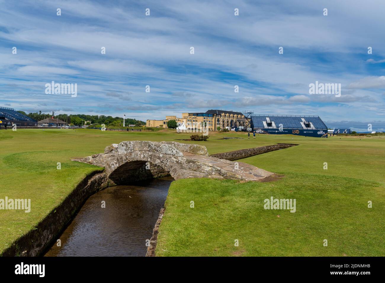 Swilcan bridge hi-res stock photography and images - Alamy