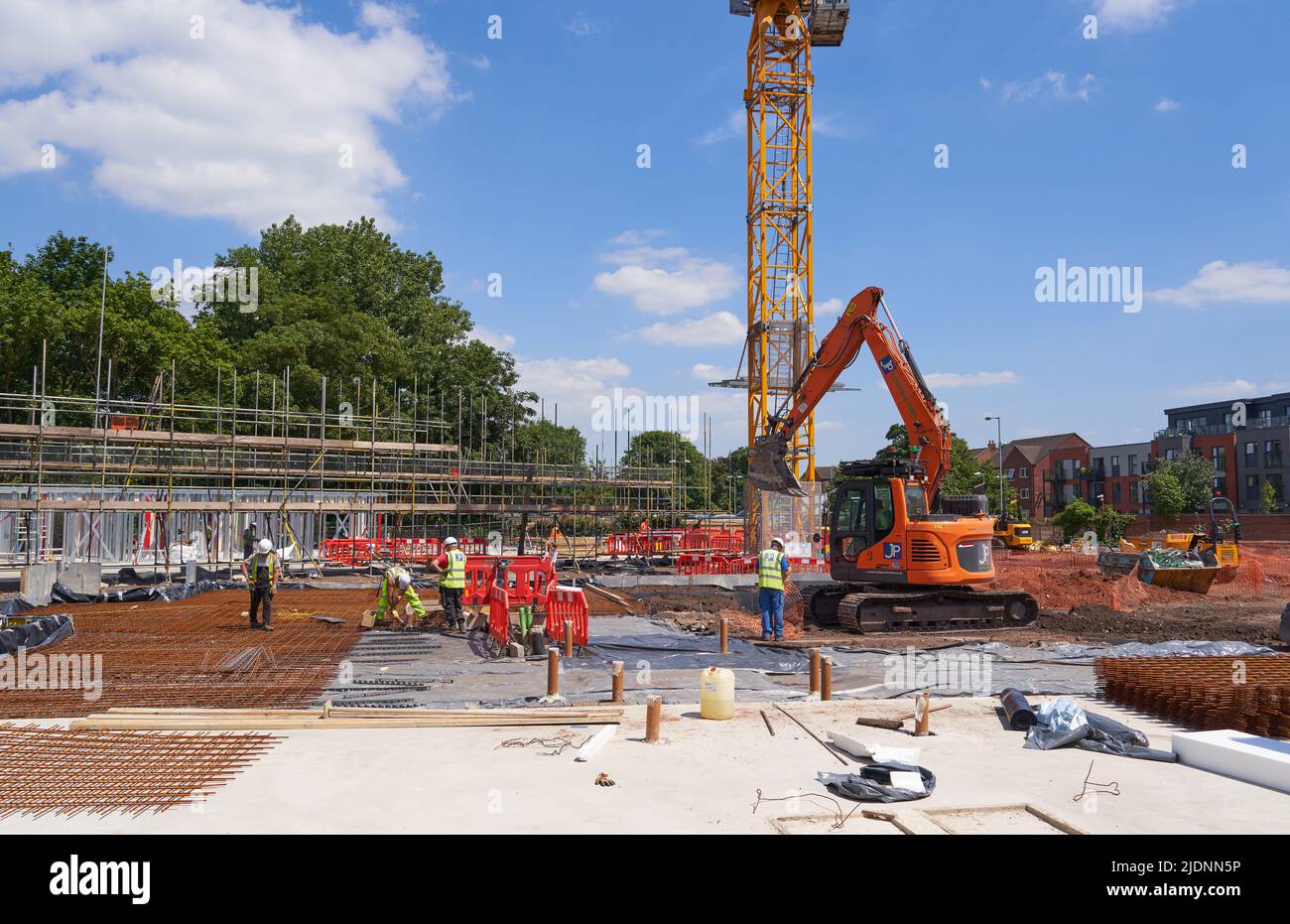 Typical modern construction site Stock Photo - Alamy