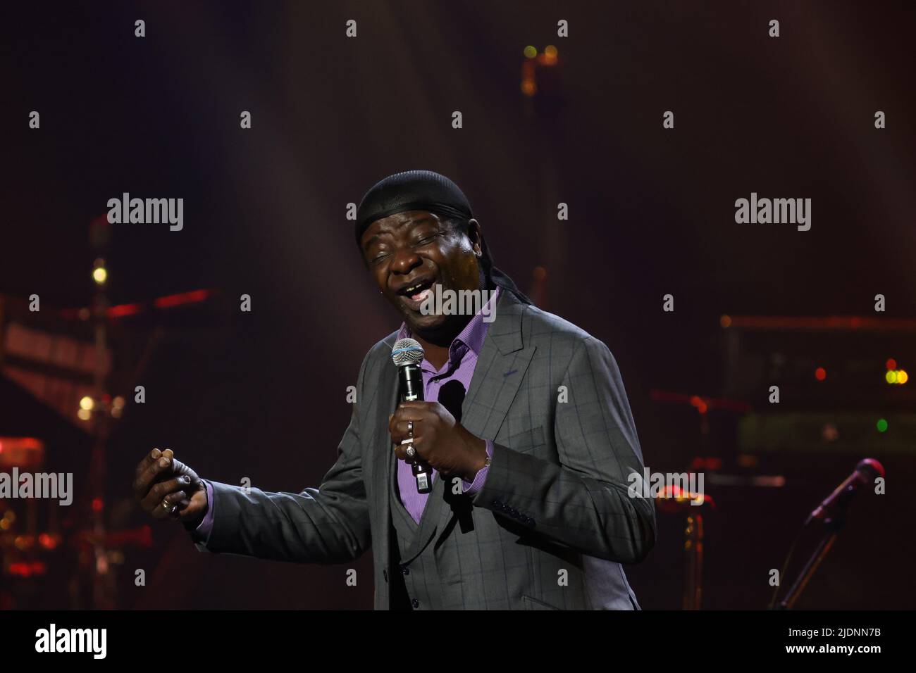 Stephen k amos 2022 hi-res stock photography and images - Alamy