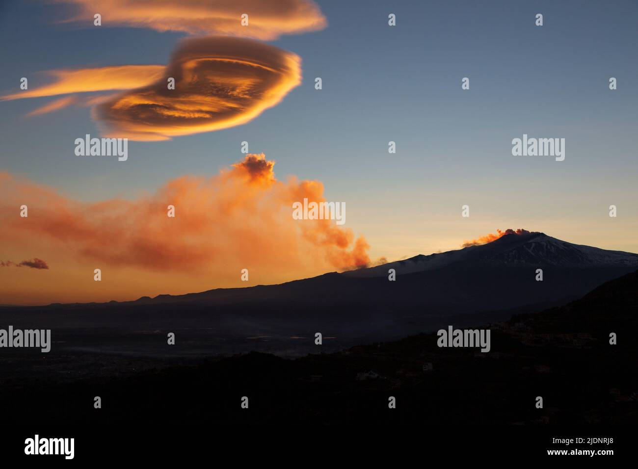 Mount etna at sunset hi-res stock photography and images - Alamy