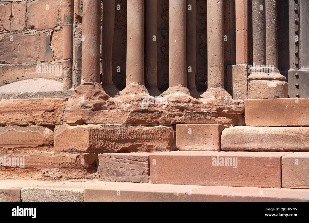 Crumbling masonry on cathedral steps Stock Photo - Alamy