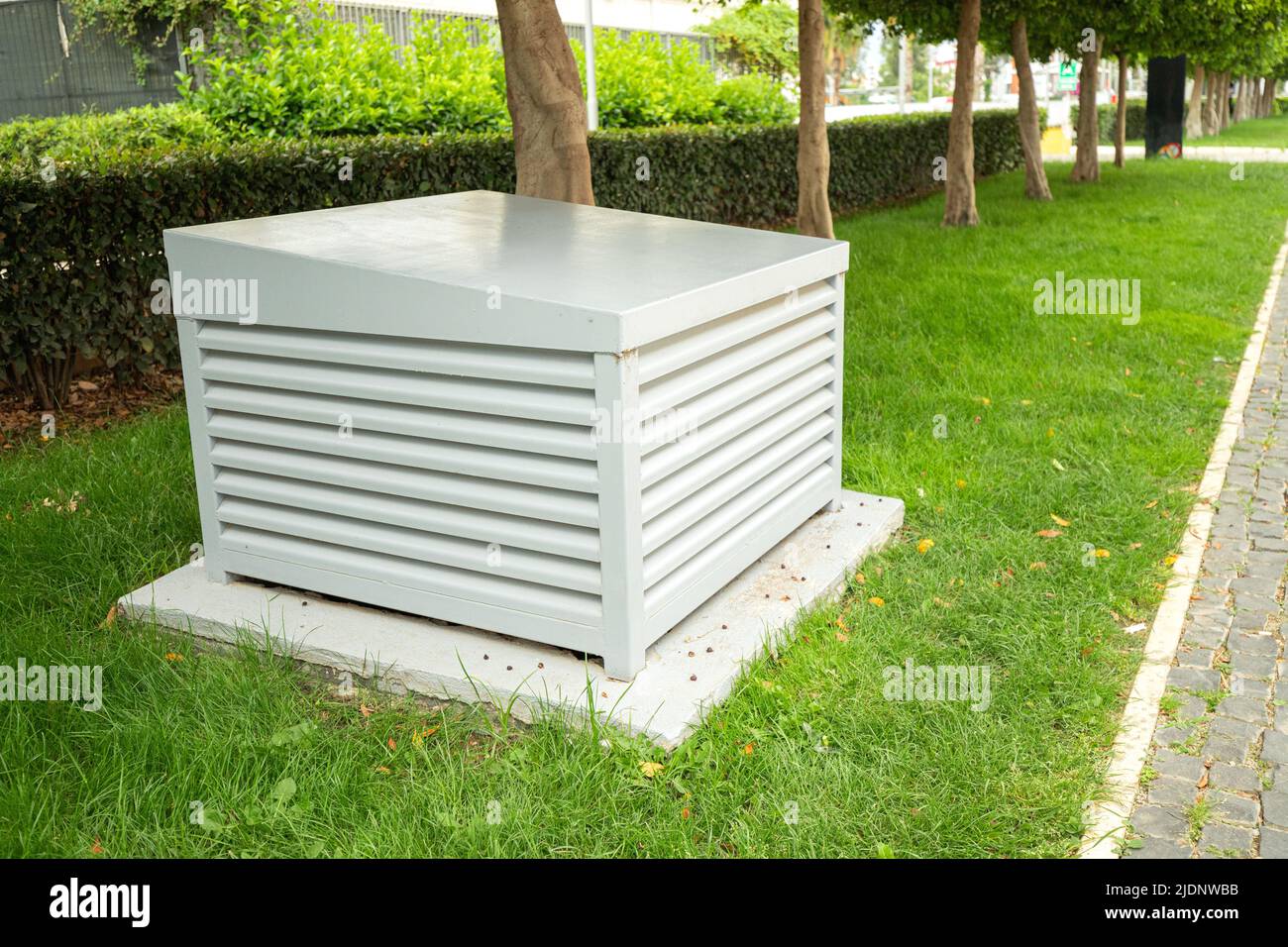 Underground heat system hi-res stock photography and images - Alamy