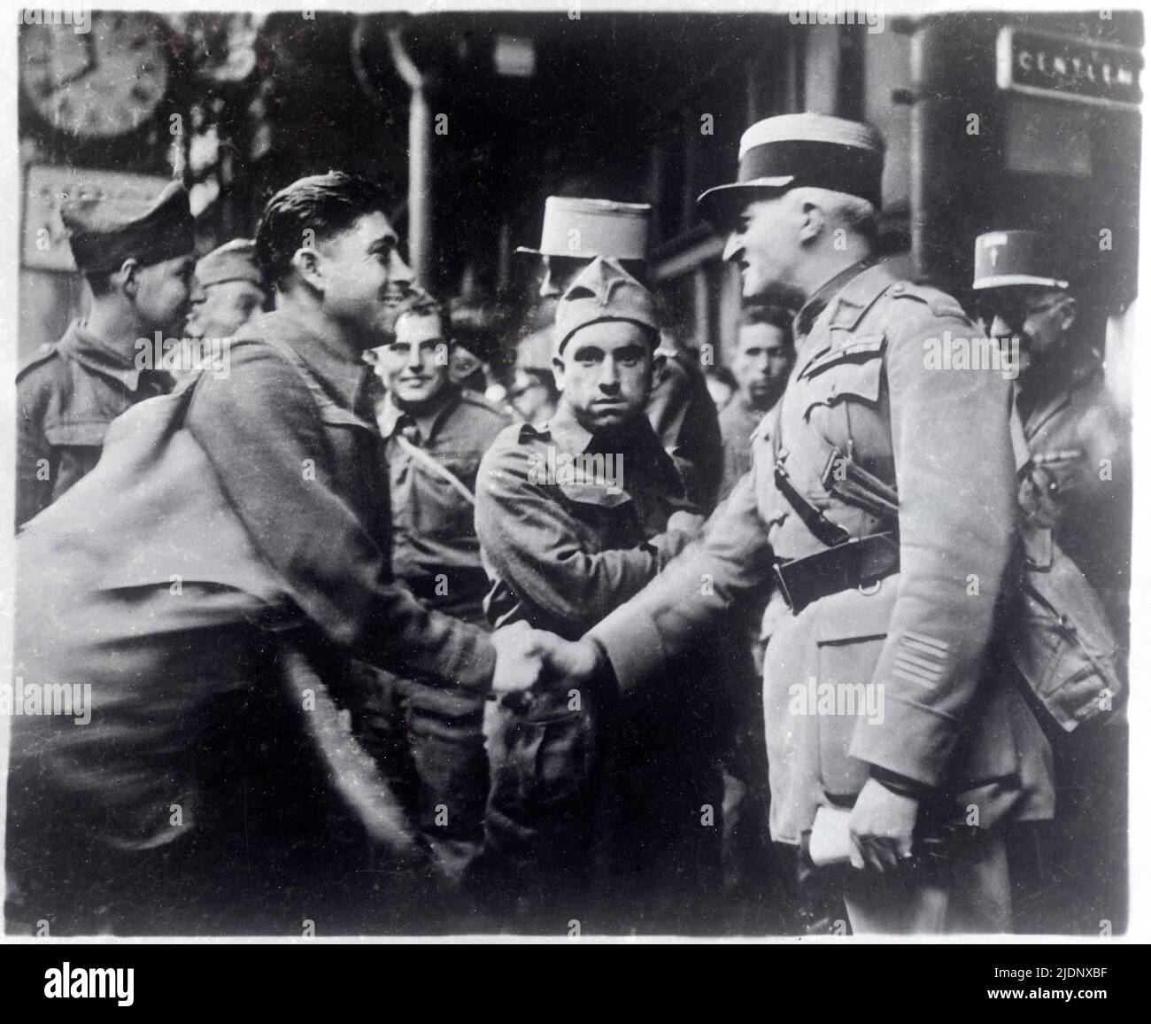 French soldiers world war two hi-res stock photography and images - Alamy