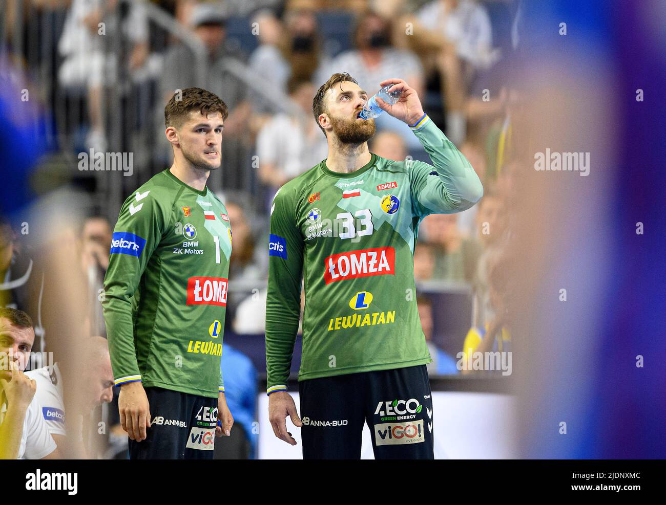 goalwart Andreas WOLFF (Kielce) with goalwart KORNECKI Mateusz l ...