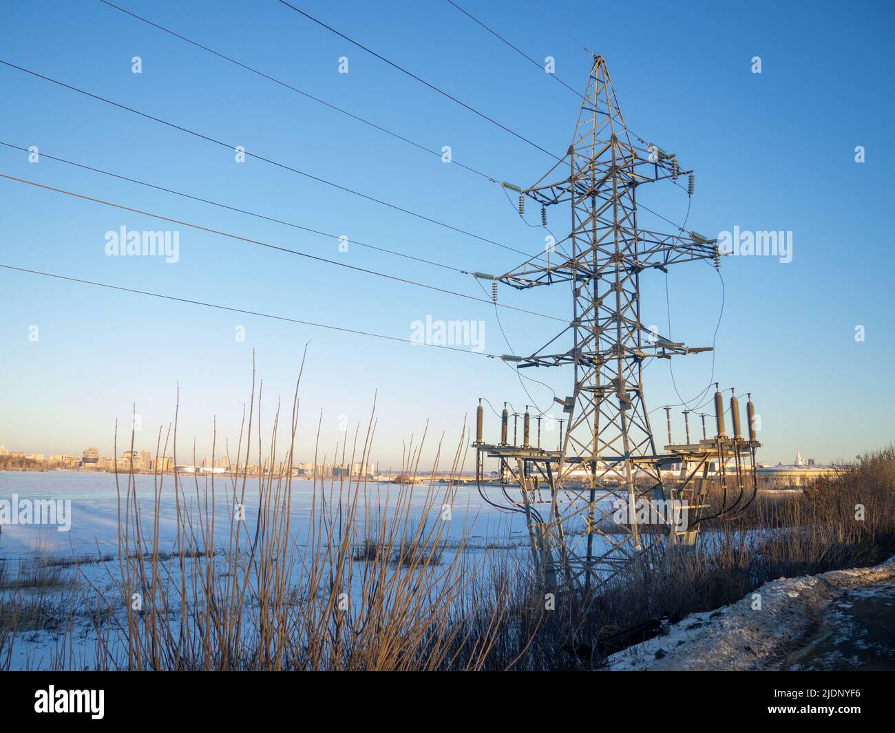 Outdoor metal wire pollution hi-res stock photography and images - Alamy