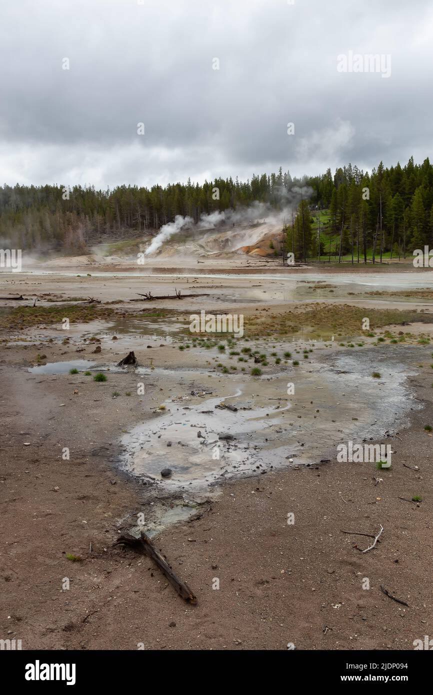 Ground formation hi-res stock photography and images - Alamy