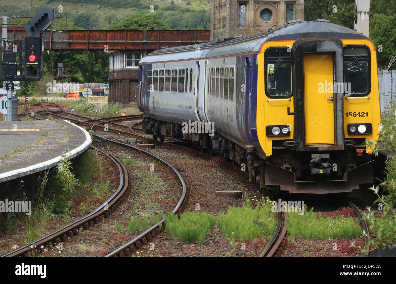 Northern trains class 156 super sprinter dmu arriving at Carnforth ...