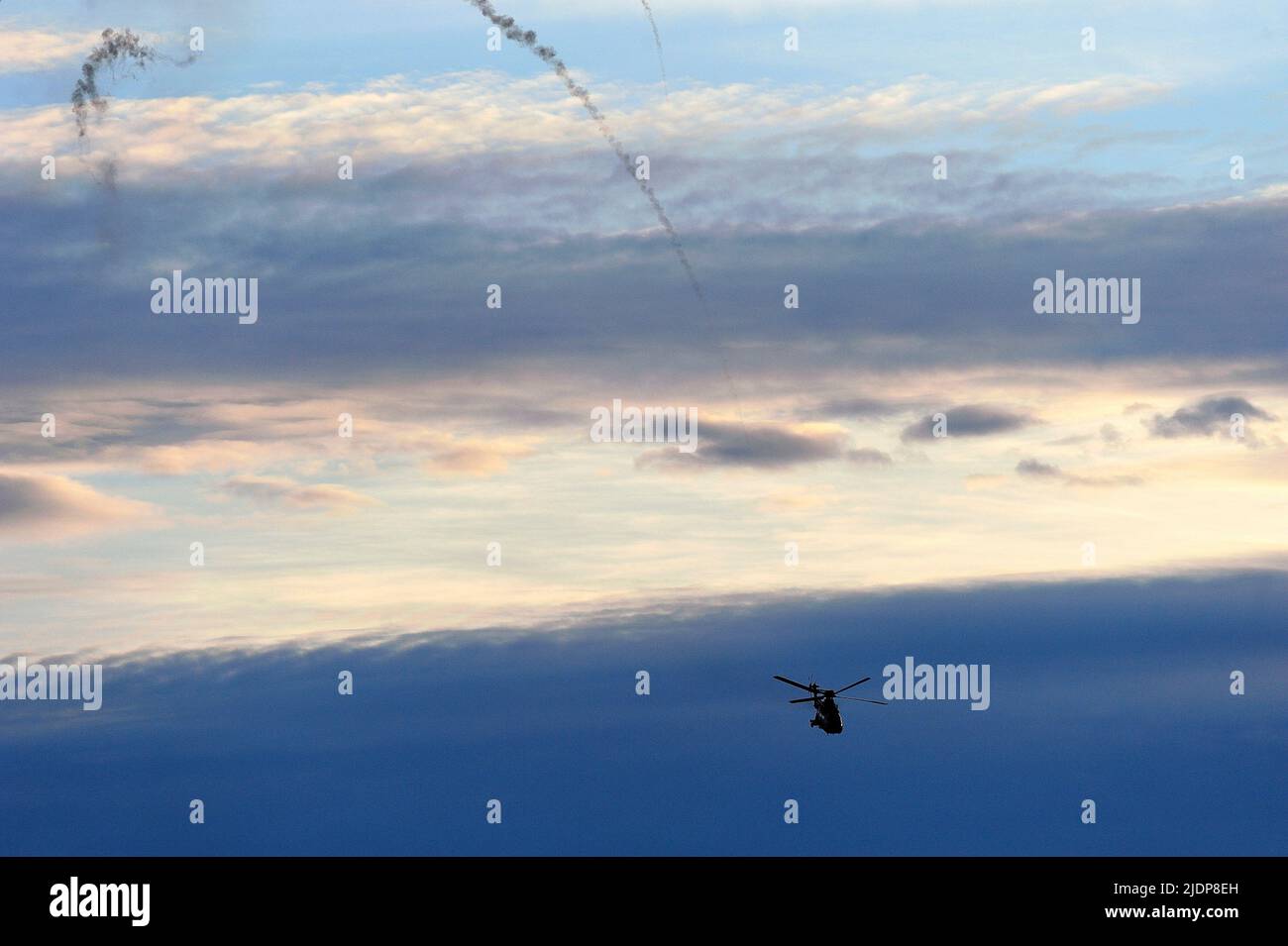attack helicopter,fly attack helicopter,jet fighter Stock Photo - Alamy