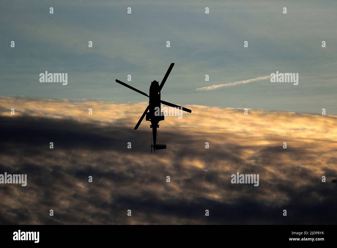 helicopter,fly attack helicopter,jet fighter, attack helicopters fly in ...