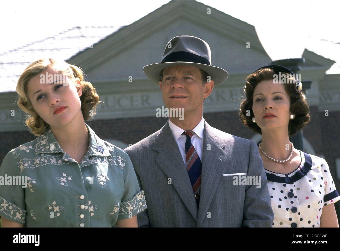 WITHERSPOON,MACY,ALLEN, PLEASANTVILLE, 1998 Stock Photo - Alamy