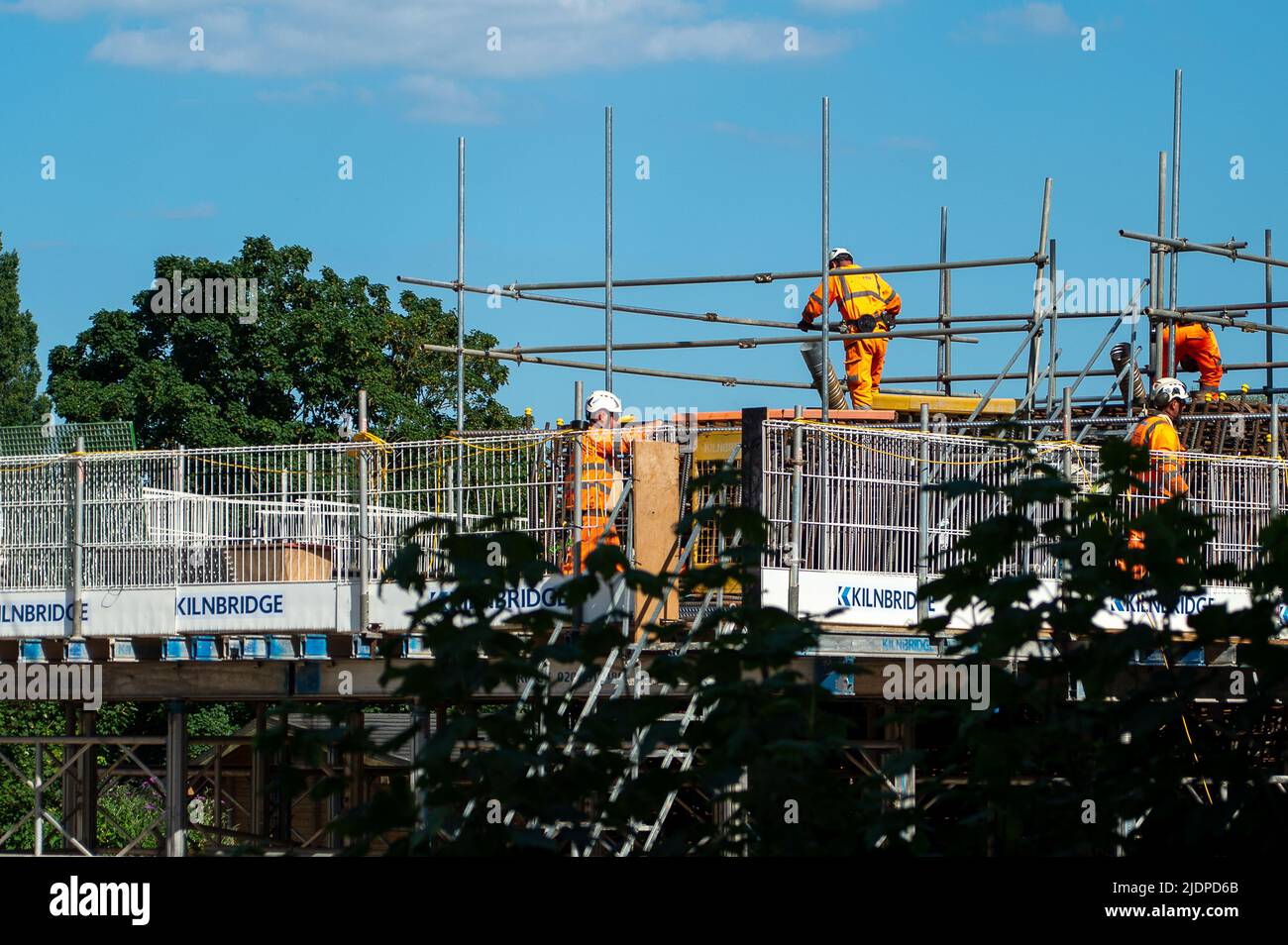 Hs2 bridge piers hi-res stock photography and images - Alamy