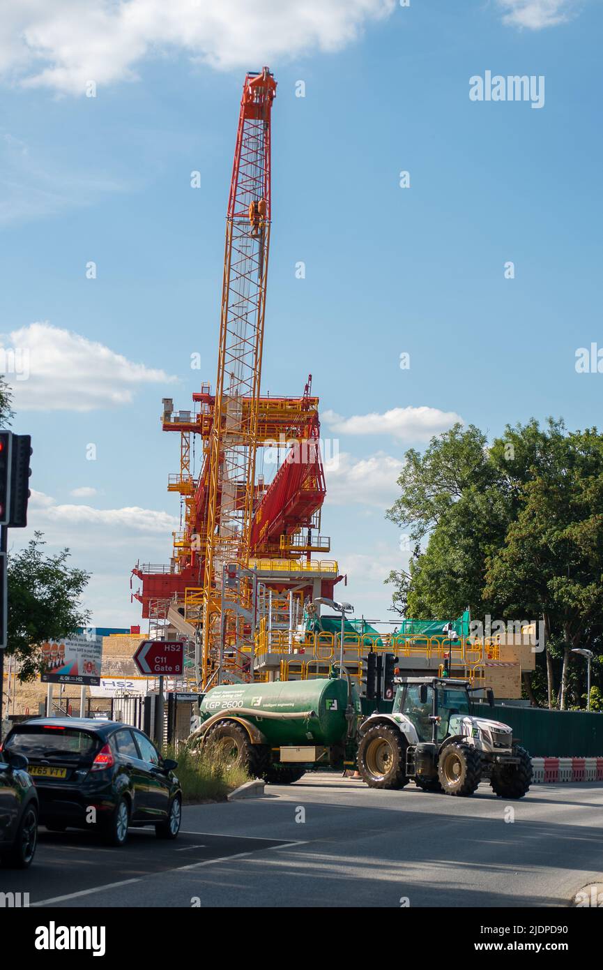 Denham, Buckinghamshire, UK. 22nd June, 2022. A 700 tonne orange ...