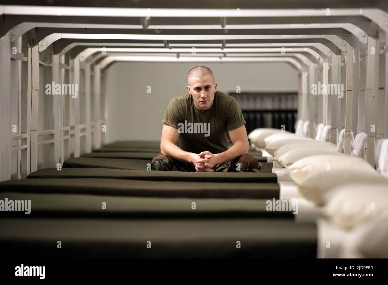 JAKE GYLLENHAAL, JARHEAD, 2005 Stock Photo - Alamy