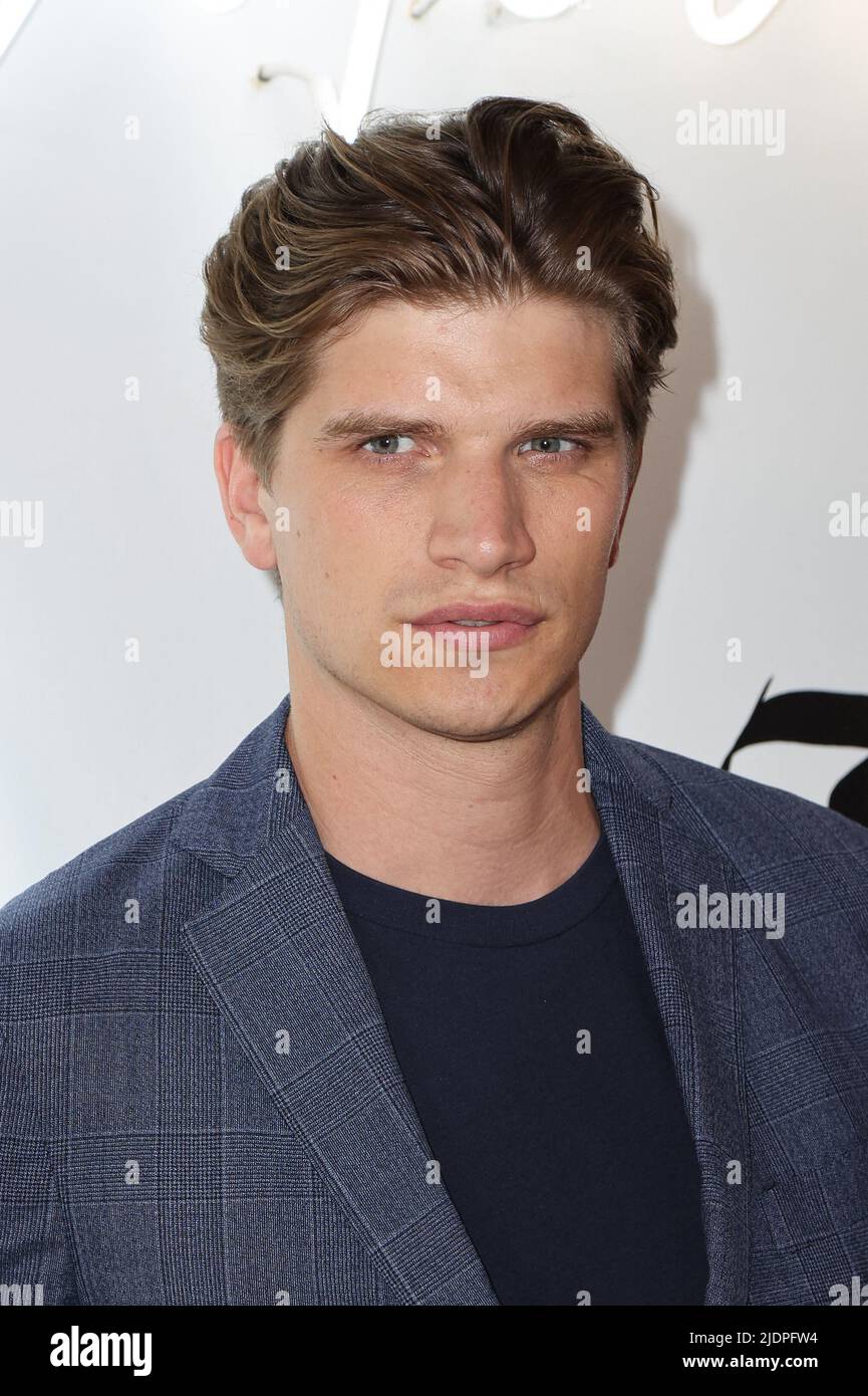 Toby Huntington-Whiteley attends the 'On The Move' Montblanc Extreme ...