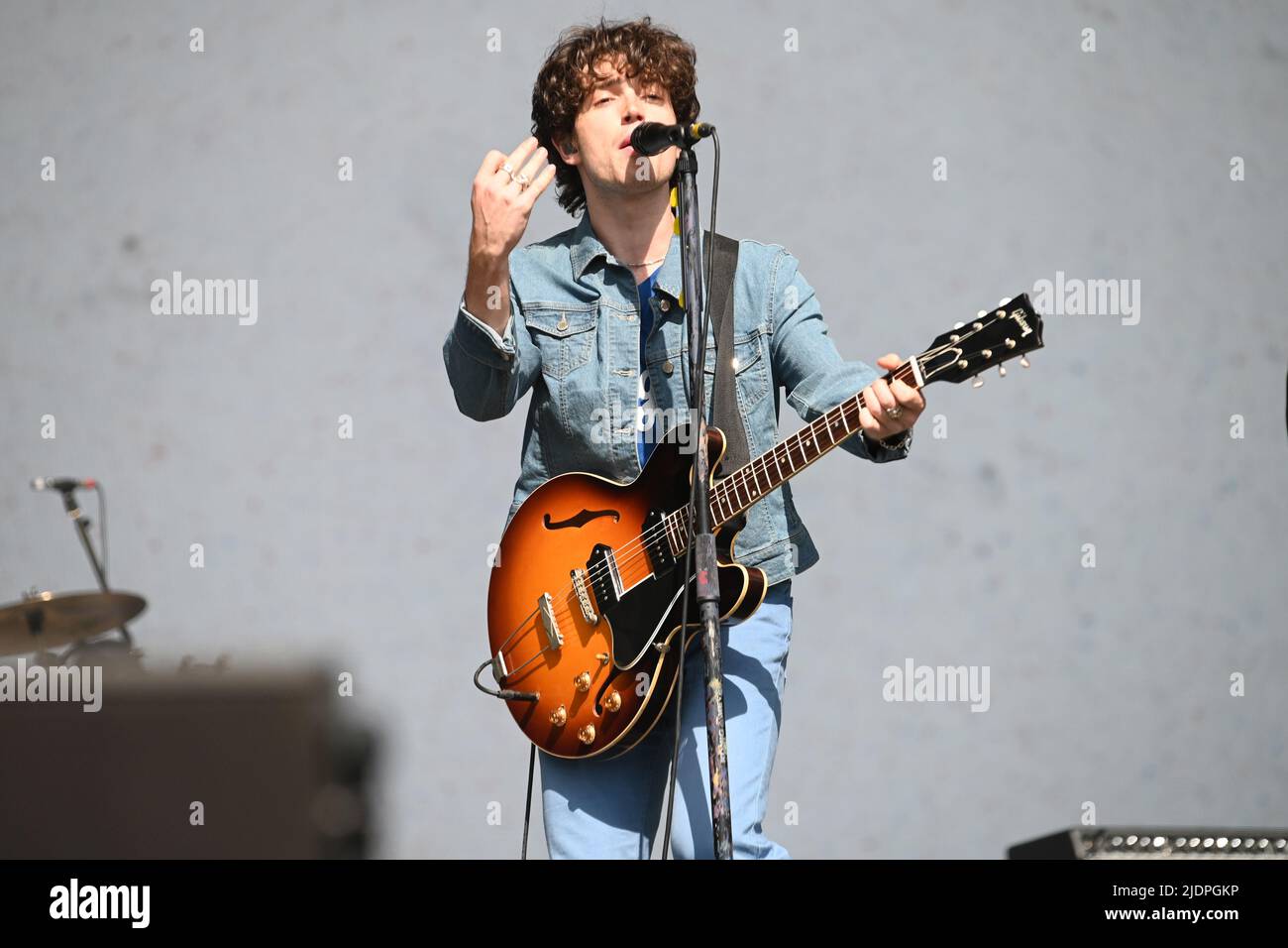Inhaler music concert hi-res stock photography and images - Alamy