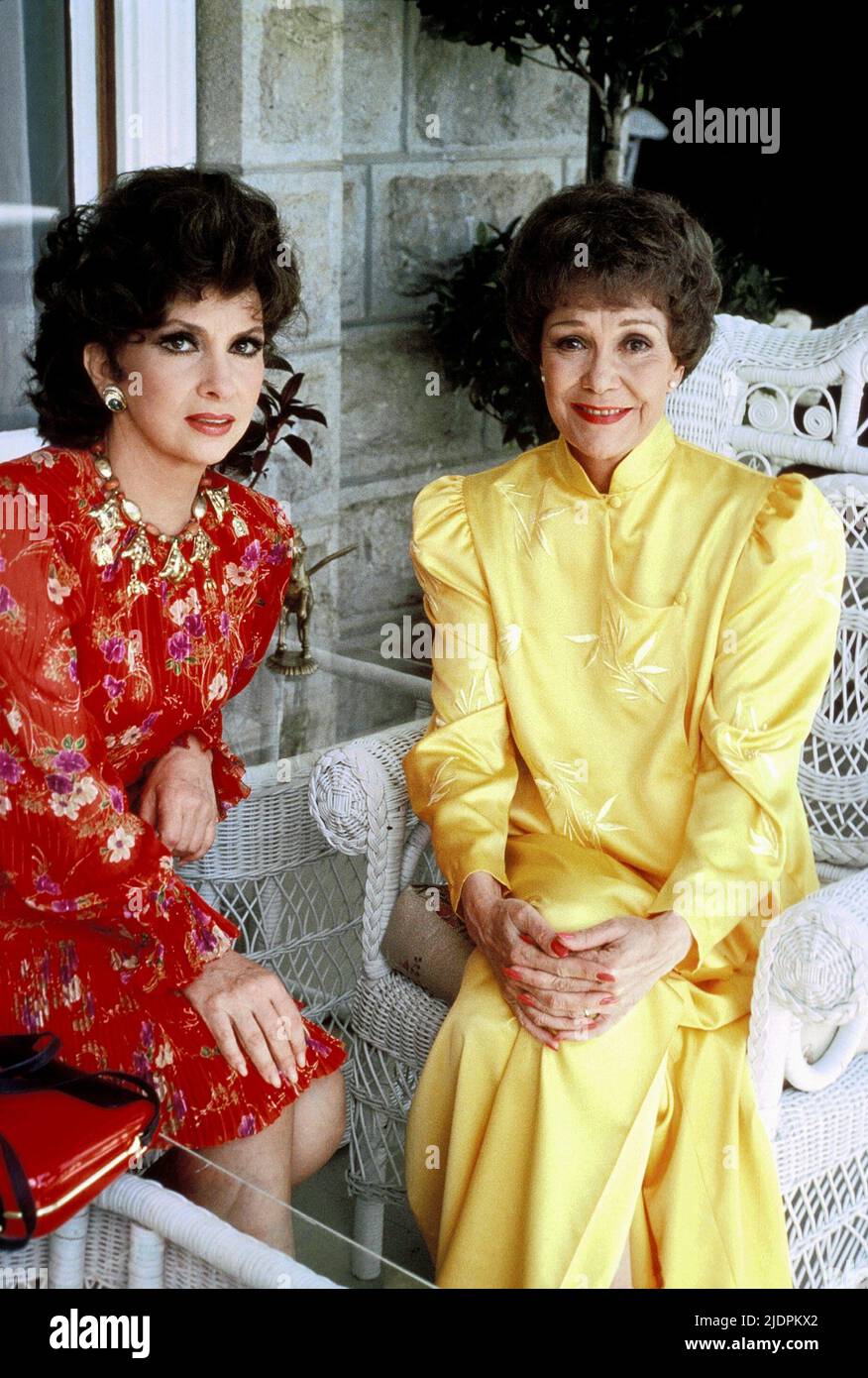 Gina lollobrigida falcon crest High Resolution Stock Photography and ...