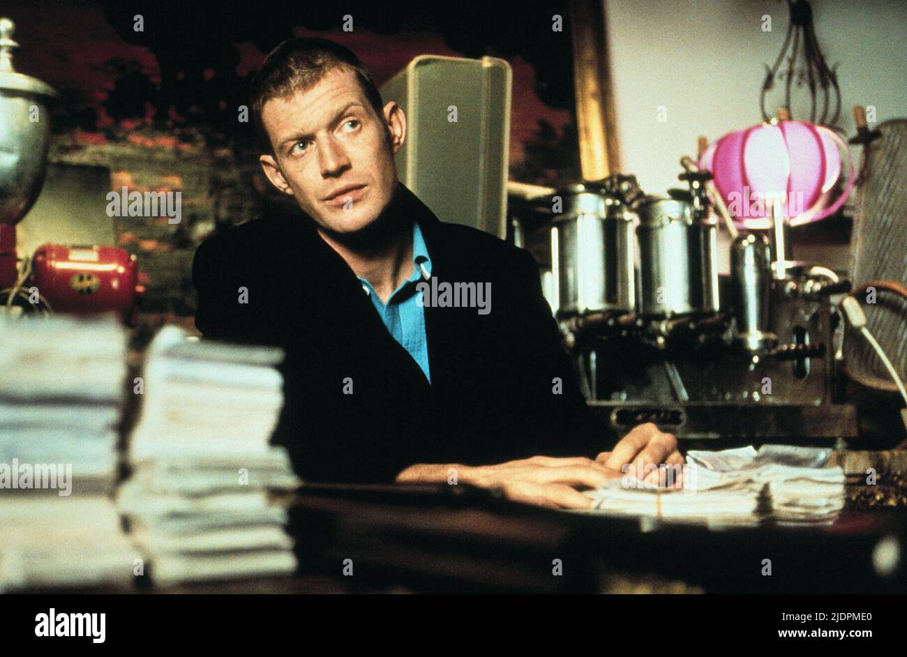 JASON FLEMYNG, LOCK STOCK AND TWO SMOKING BARRELS, 1998 Stock Photo - Alamy