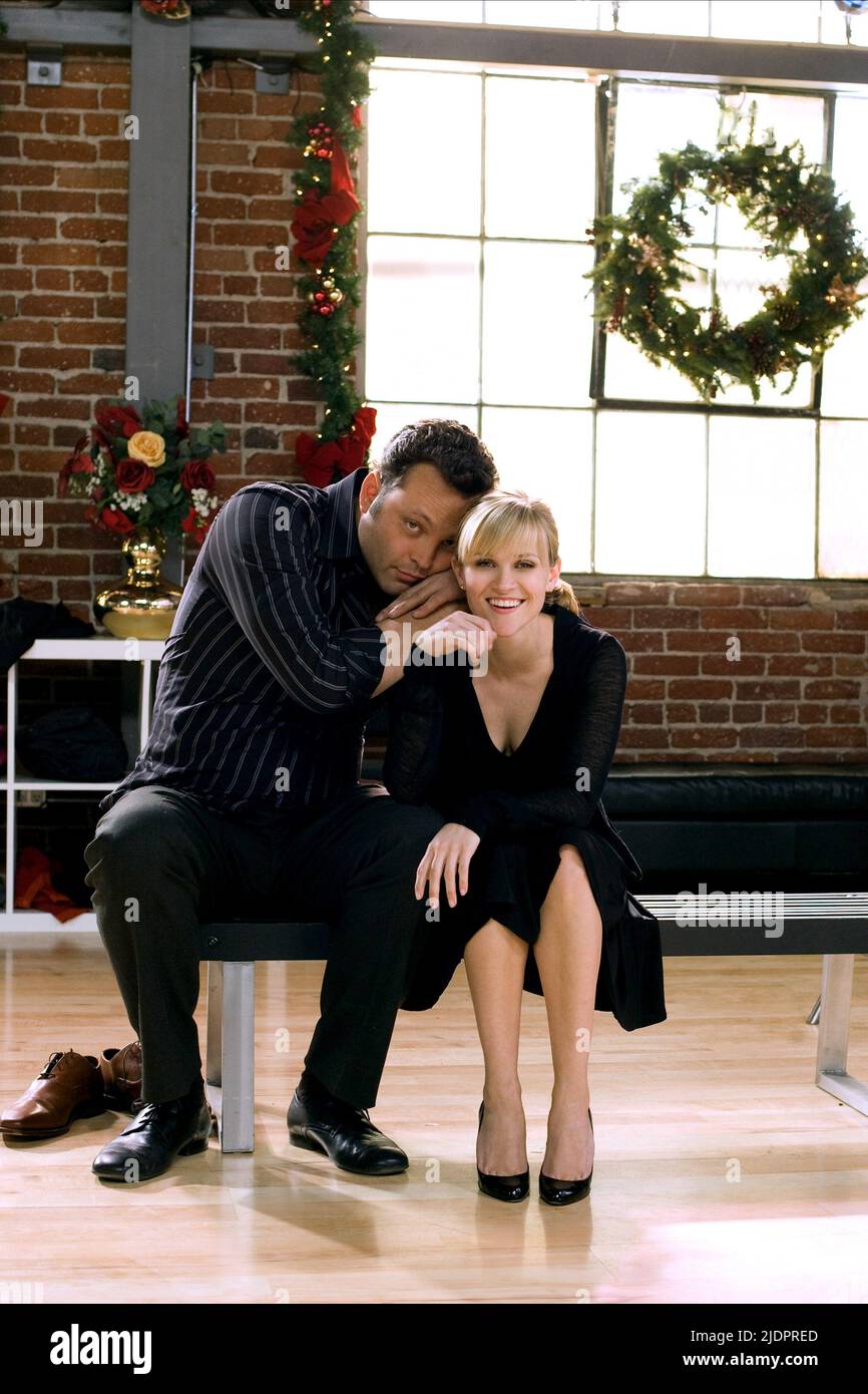 Four Christmases Movie Poster