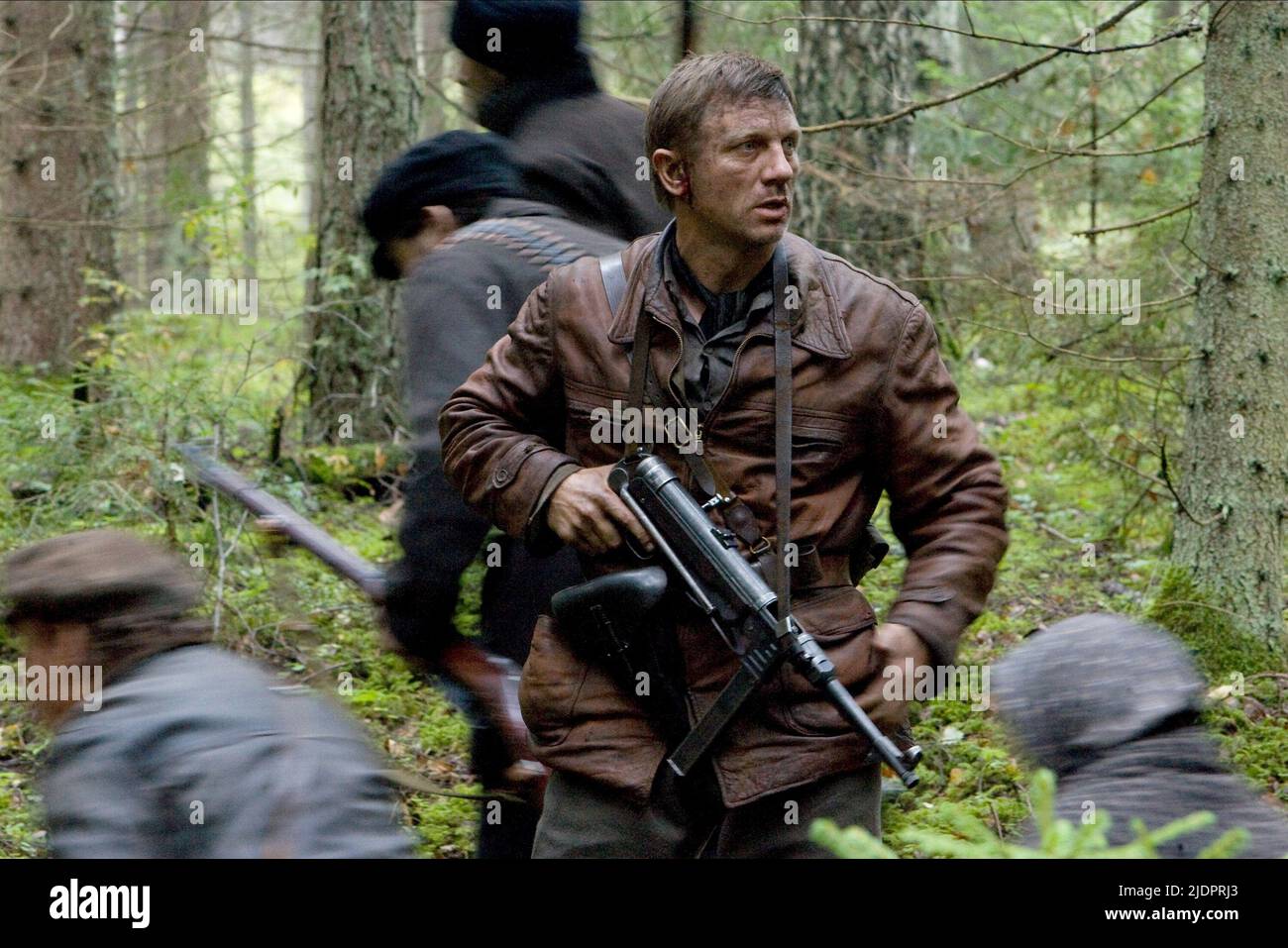 DANIEL CRAIG, DEFIANCE, 2008 Stock Photo - Alamy