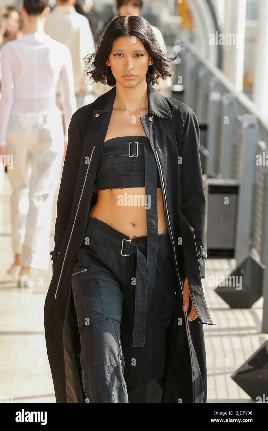 JOHN ELLIOTT SS23 runway during Paris Fashion Week on June 2022 - Paris ...