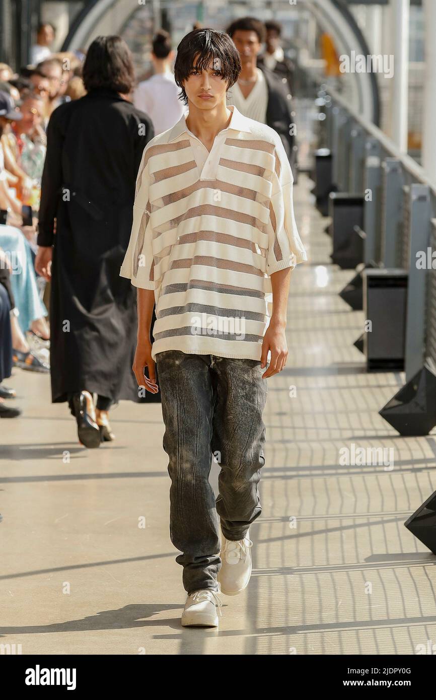 JOHN ELLIOTT SS23 runway during Paris Fashion Week on June 2022 - Paris ...
