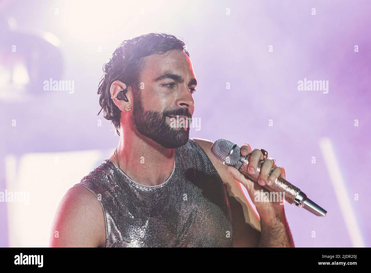 Marco mengoni music concert hi-res stock photography and images - Alamy