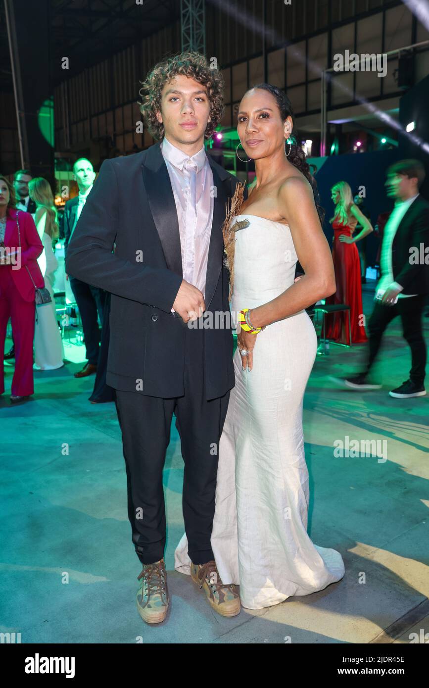Berlin, Germany. 22nd June, 2022. Elias Balthasar Becker and mother ...
