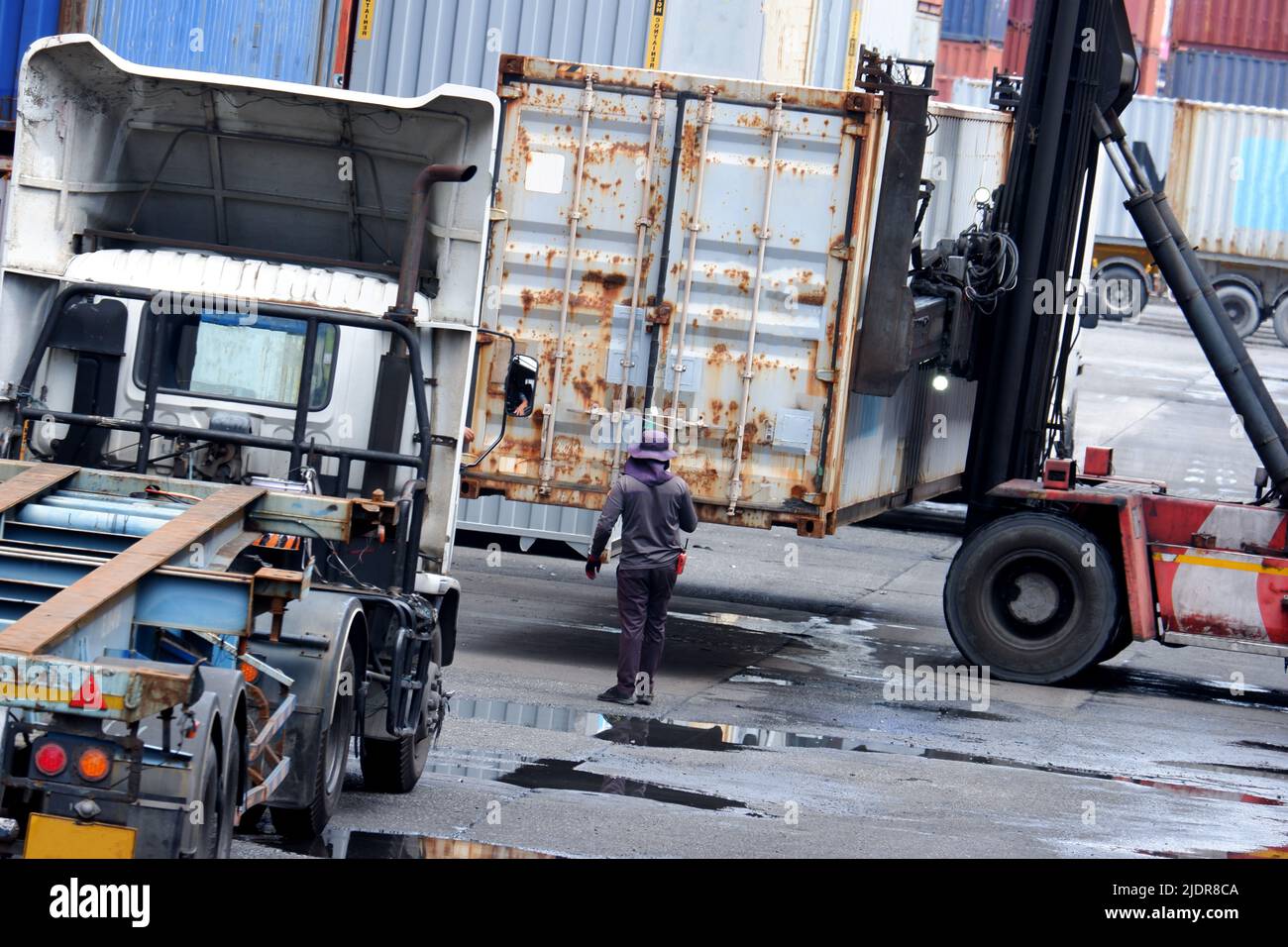 Container trucks in import hi-res stock photography and images - Alamy