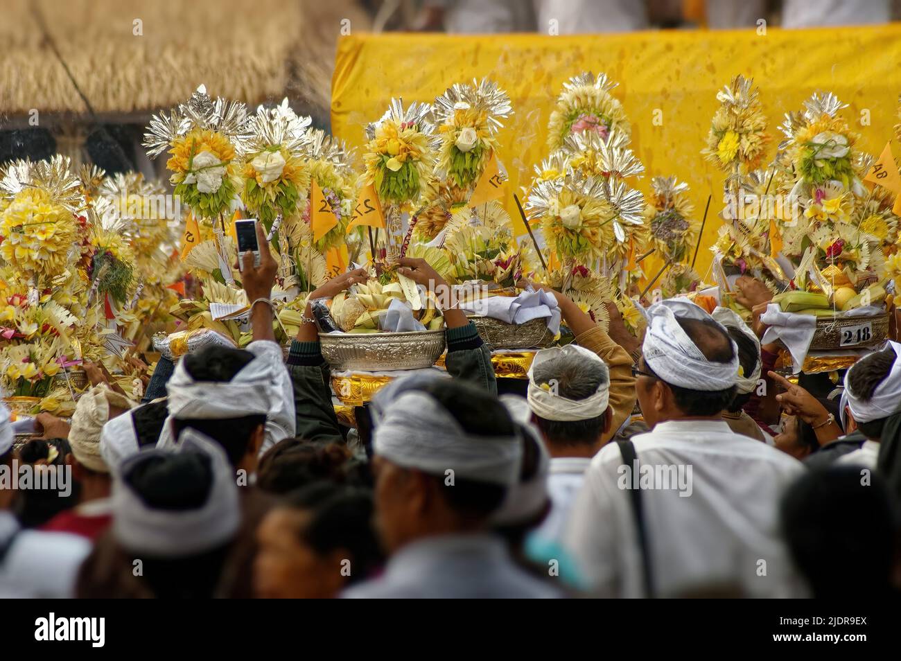 Tradition remembering blessing deceased people hi-res stock photography ...