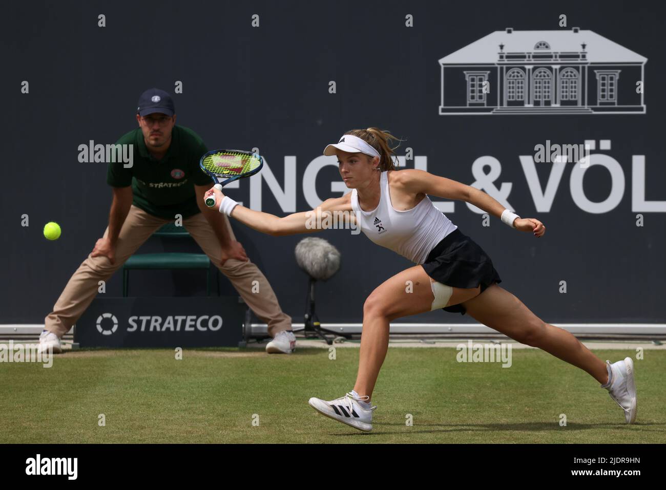 Katie swan hi-res stock photography and images - Alamy