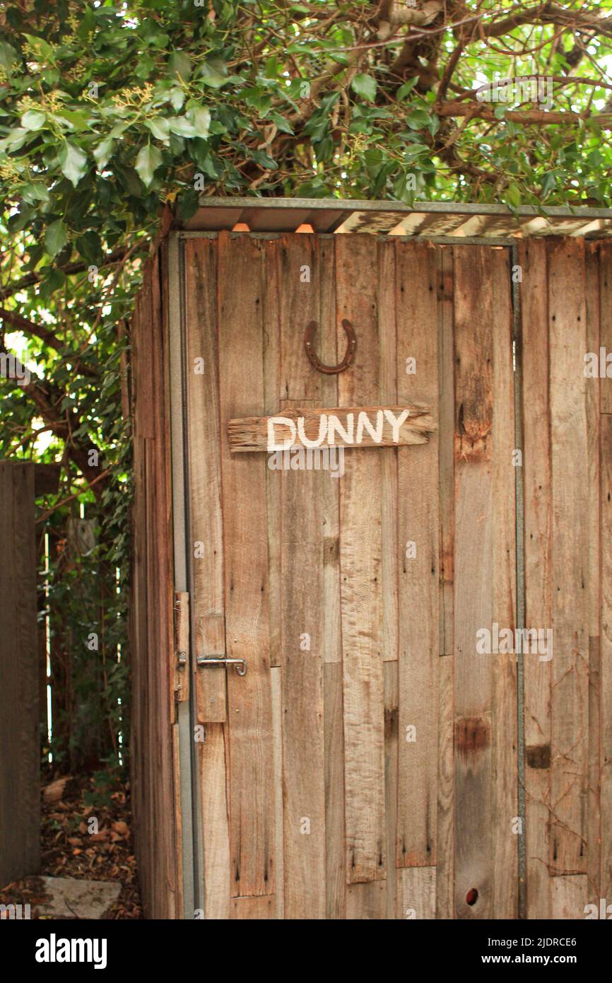 log cabin restroom washroom Stock Photo - Alamy