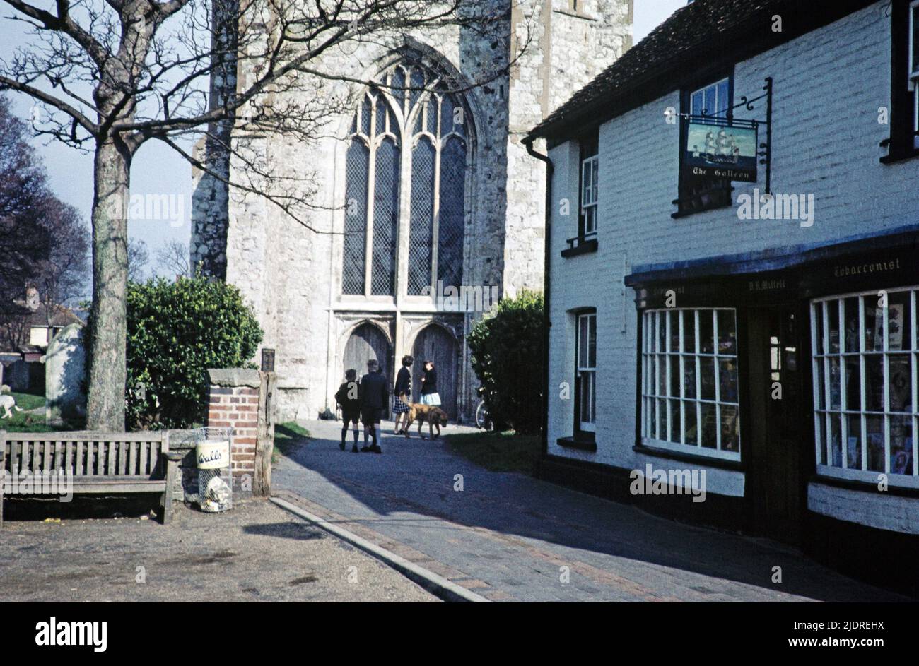 Church and newsagent shop, former The Galleon pub, Lydd, Kent, England ...