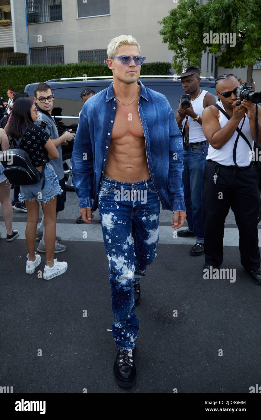 MILAN, ITALY - JUNE 17, 2022: William Goodge before Dsquared2 fashion ...