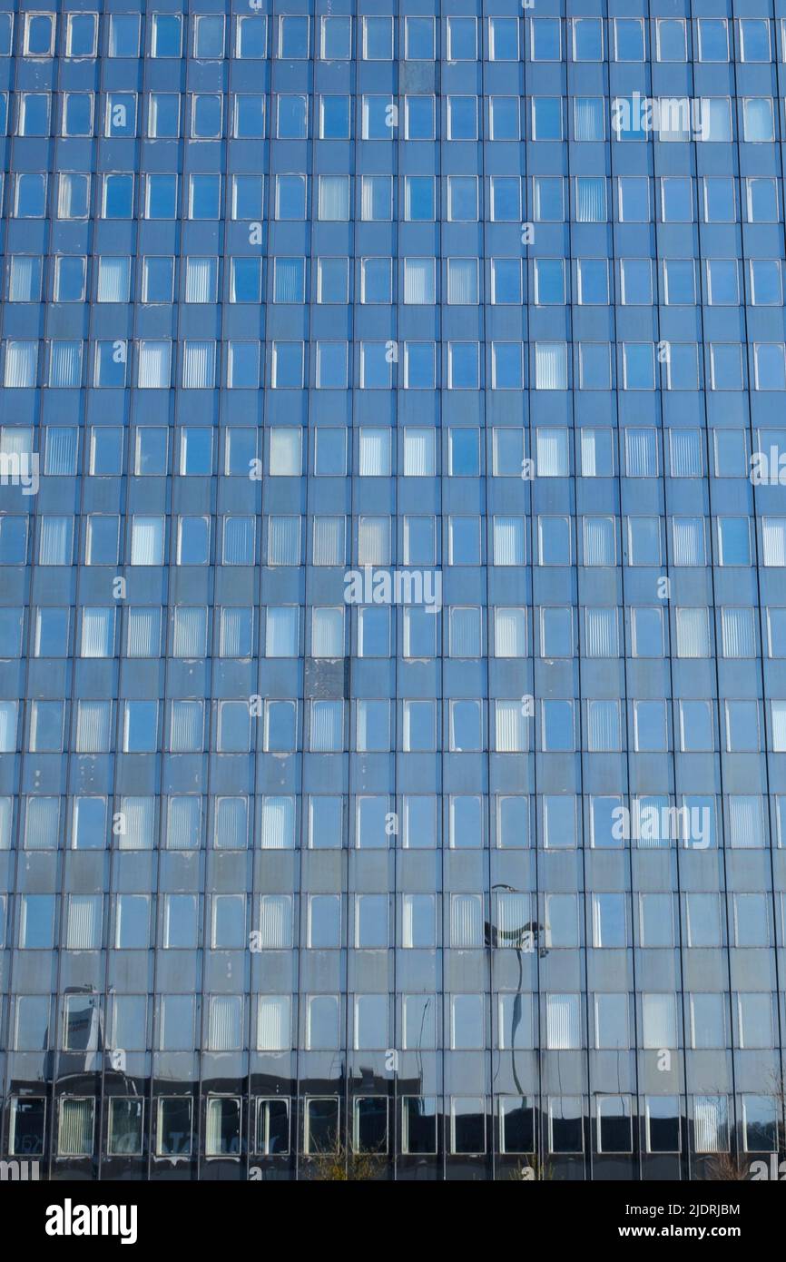 Windows at a high rise building Stock Photo - Alamy