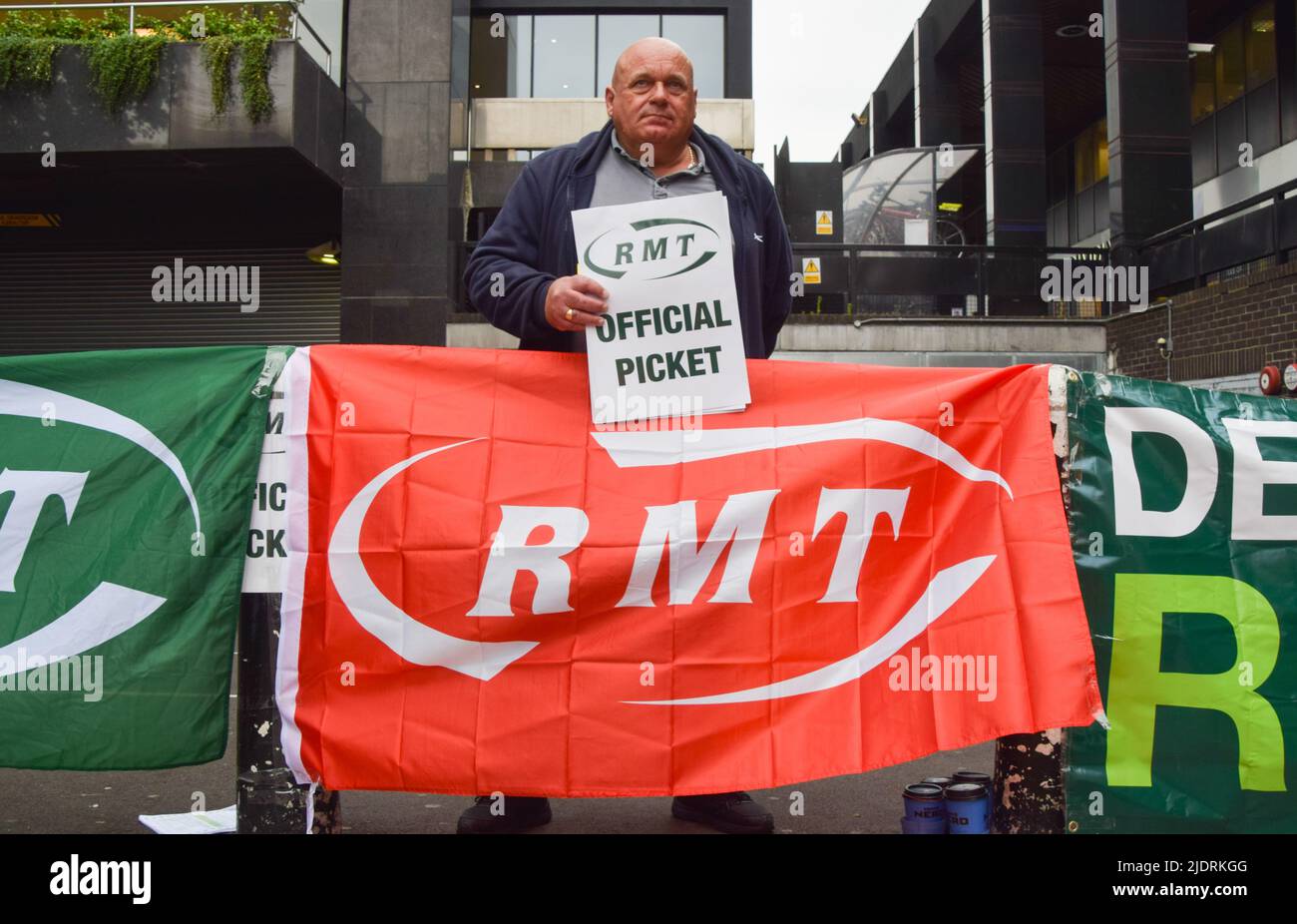 Rmt official picket sign hi-res stock photography and images - Alamy