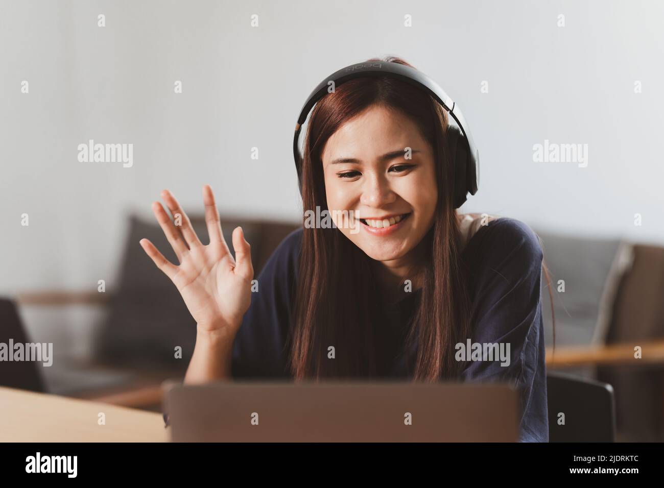 Beautiful asian woman using video call application. blogger, video ...