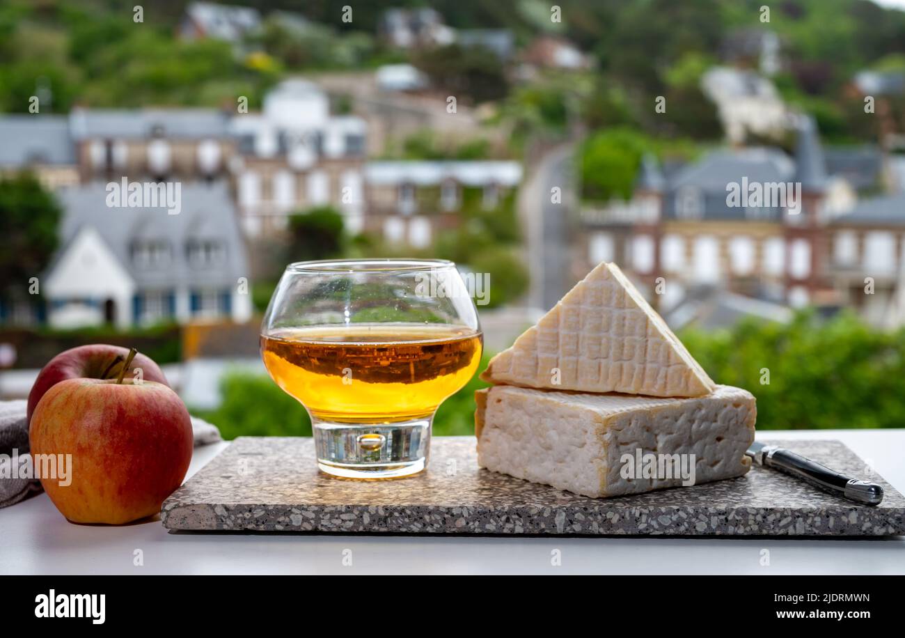 Pairing of apple cider drink with french cow cheese pont l'eveque and ...