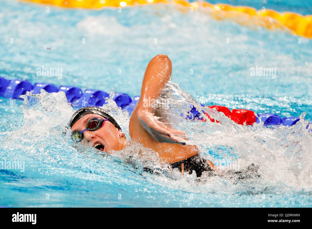 Eve thomas hi-res stock photography and images - Alamy