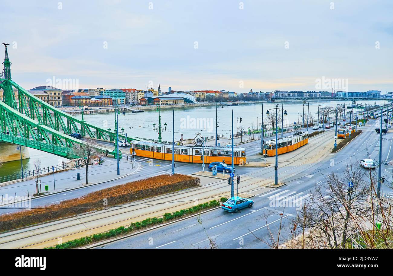 The top view of Danube River, Liberty Bridge and St Gellert Square with ...