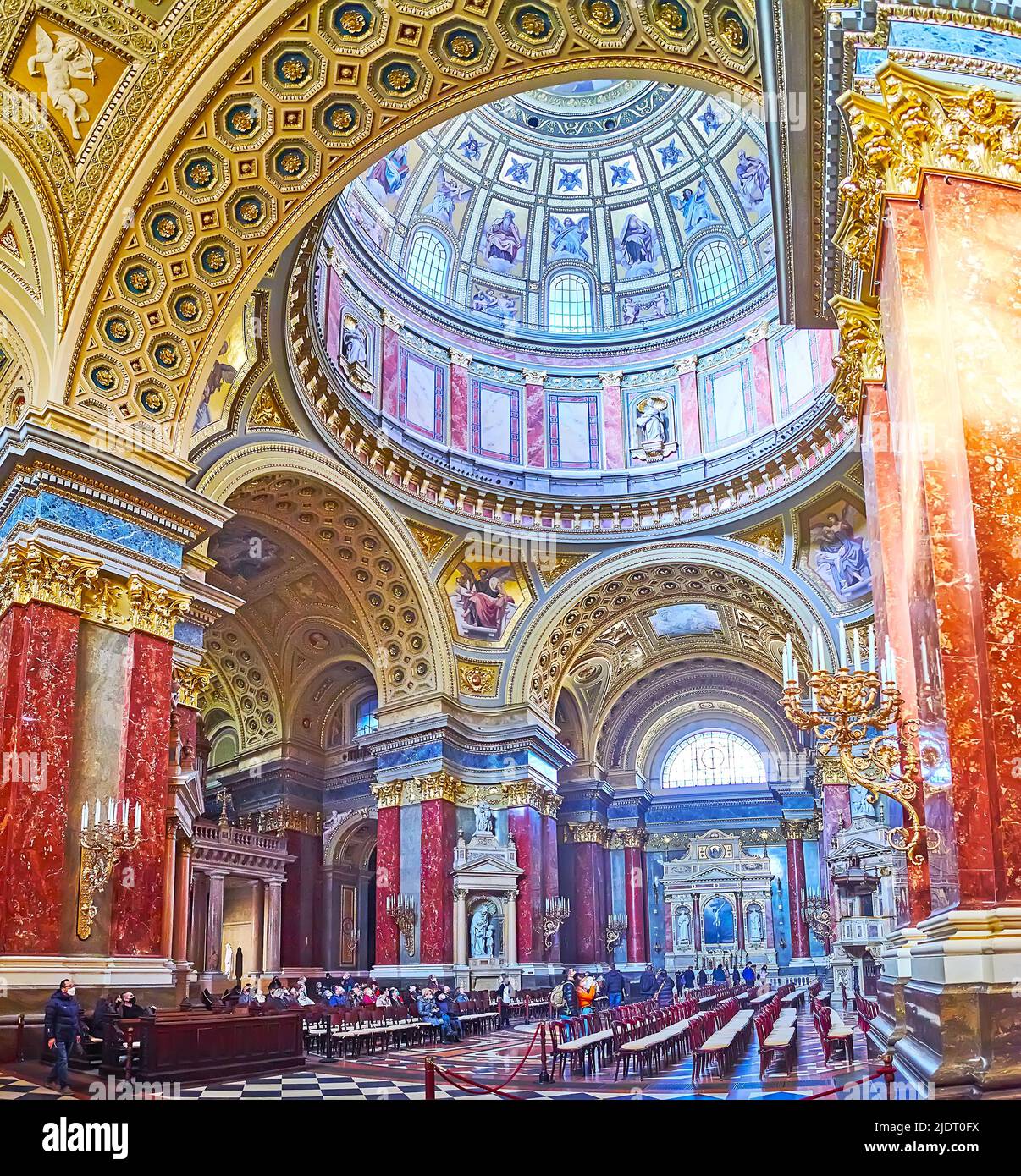 Altar in st stephens basilica hi-res stock photography and images - Alamy