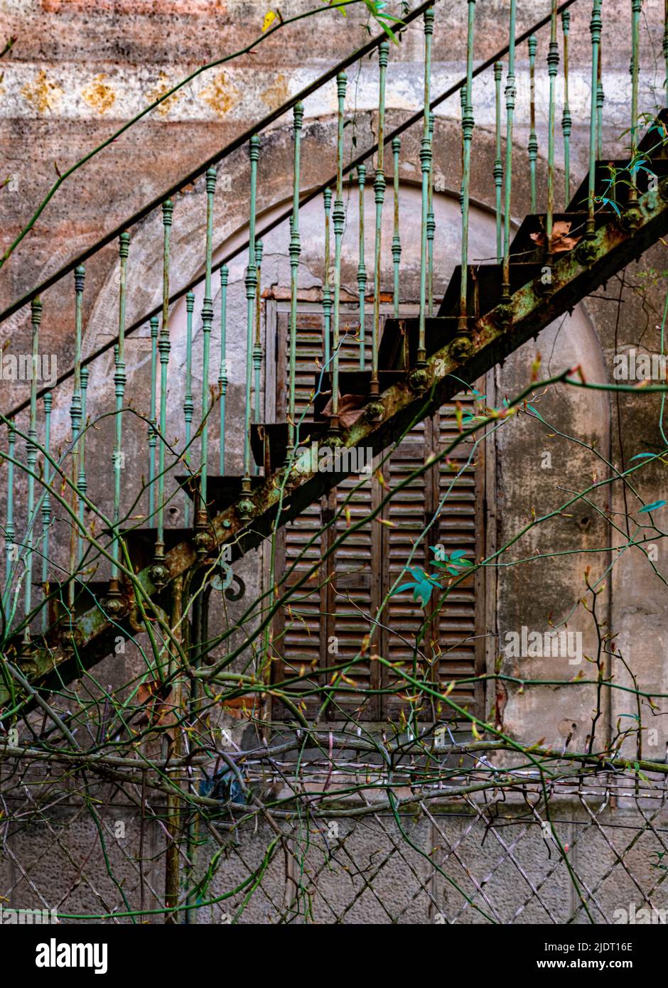 Wrought iron window railings hi-res stock photography and images - Alamy