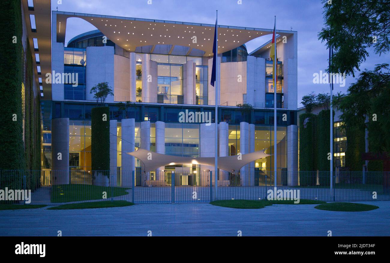 Germany, Berlin, Bundeskanzleramt, government building Stock Photo - Alamy
