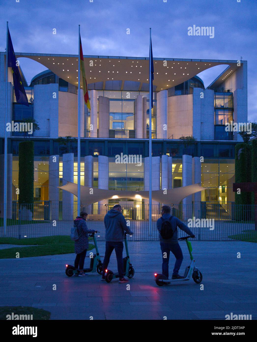 Germany, Berlin, Bundeskanzleramt, government building Stock Photo - Alamy