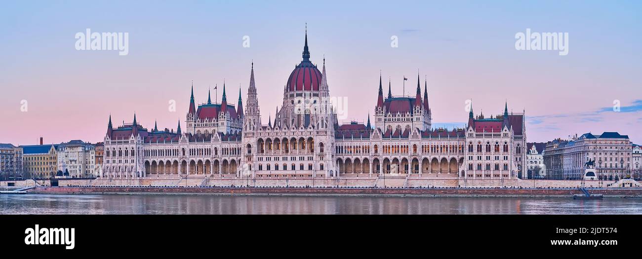 Gothic purple hi-res stock photography and images - Alamy
